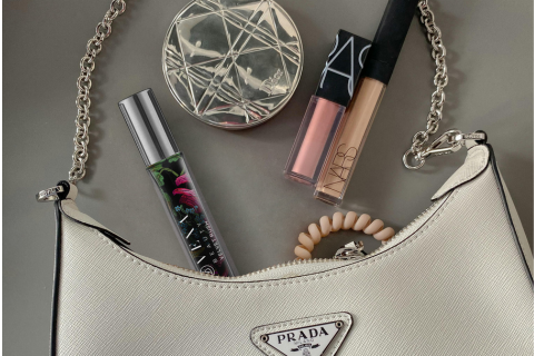 (Prediction) Top 5 Perfume Trends of 2025 – VEXA Beauty